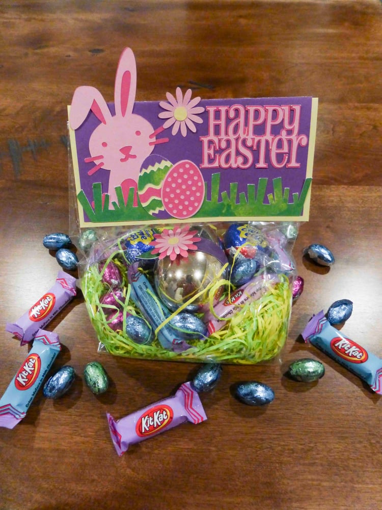 'Happy Easter' Treat-Bag Topper